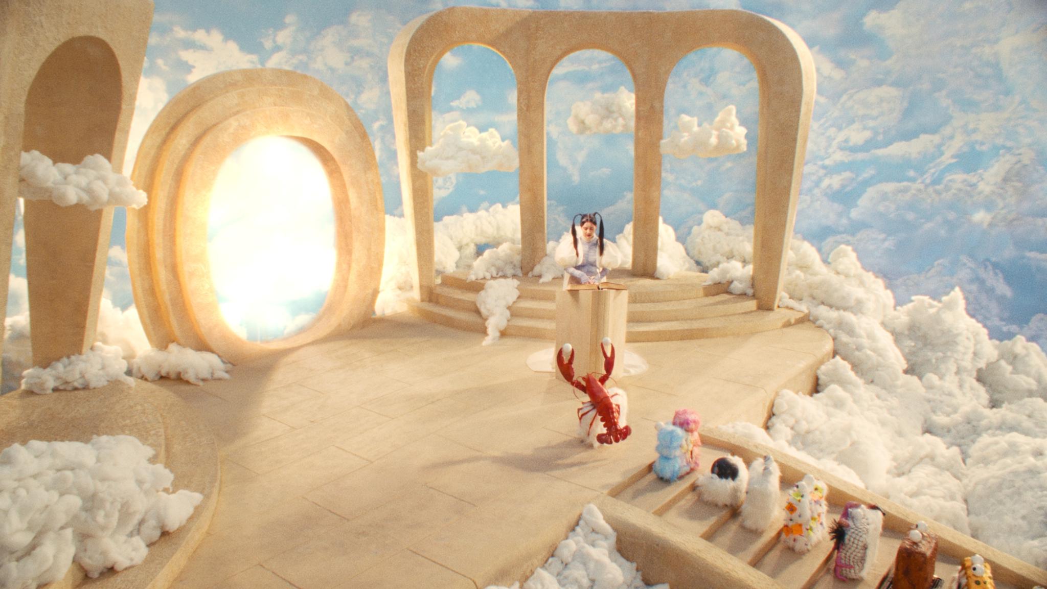 Hinge Goes Where It’s Never Been Before for Love – The Afterlife – In ...